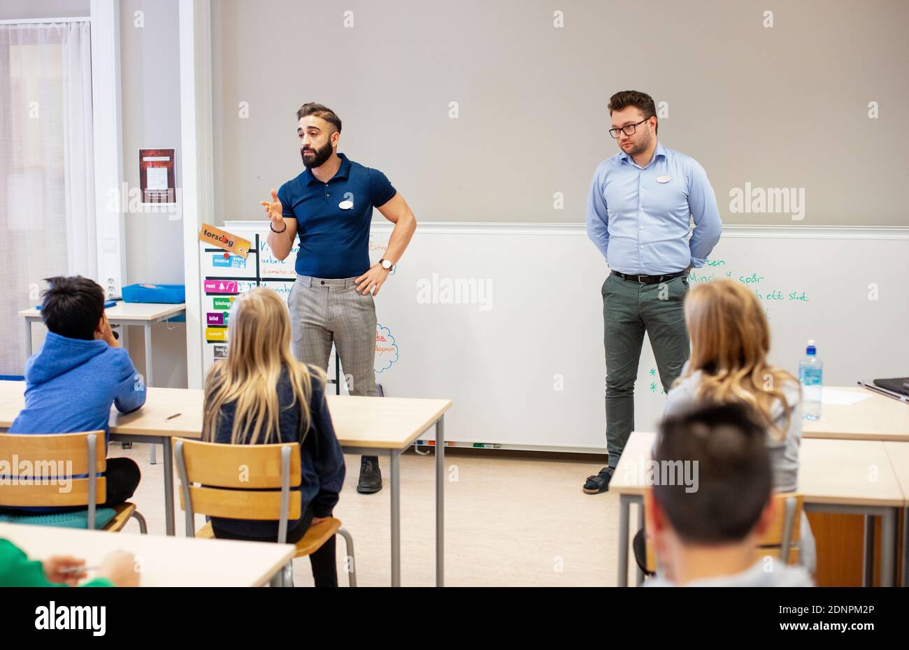 Adult classroom hi-res stock photography and images - Alamy