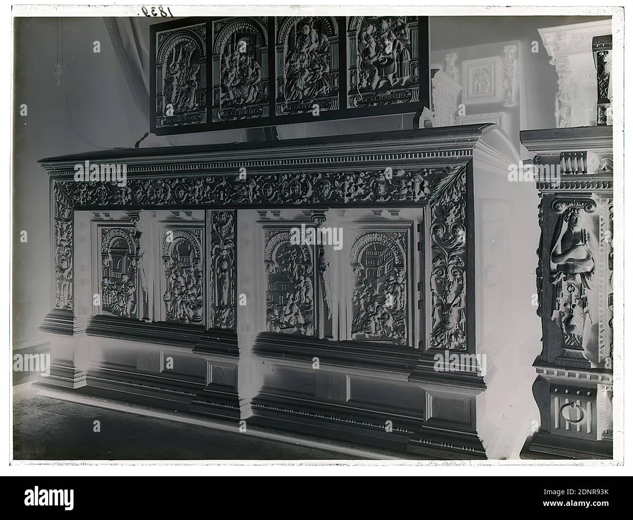 Supporting figure Cut Out Stock Images & Pictures - Alamy