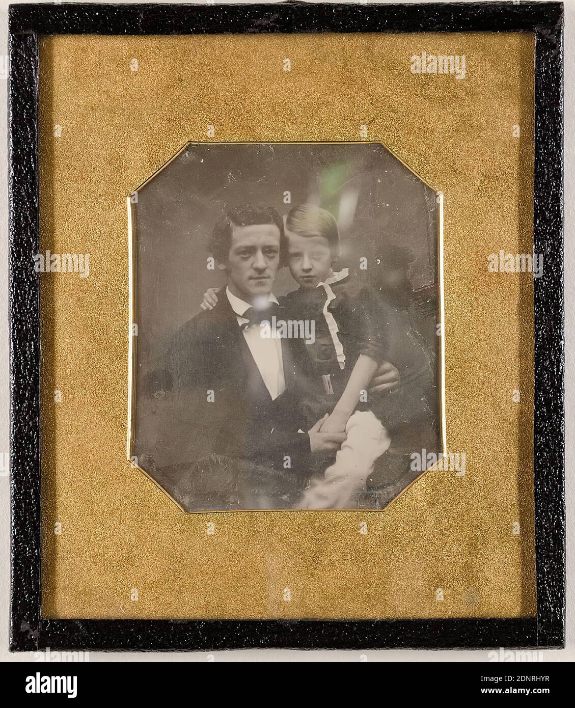 father with his son, daguerreotype, picture size: height: 7,30 cm ...
