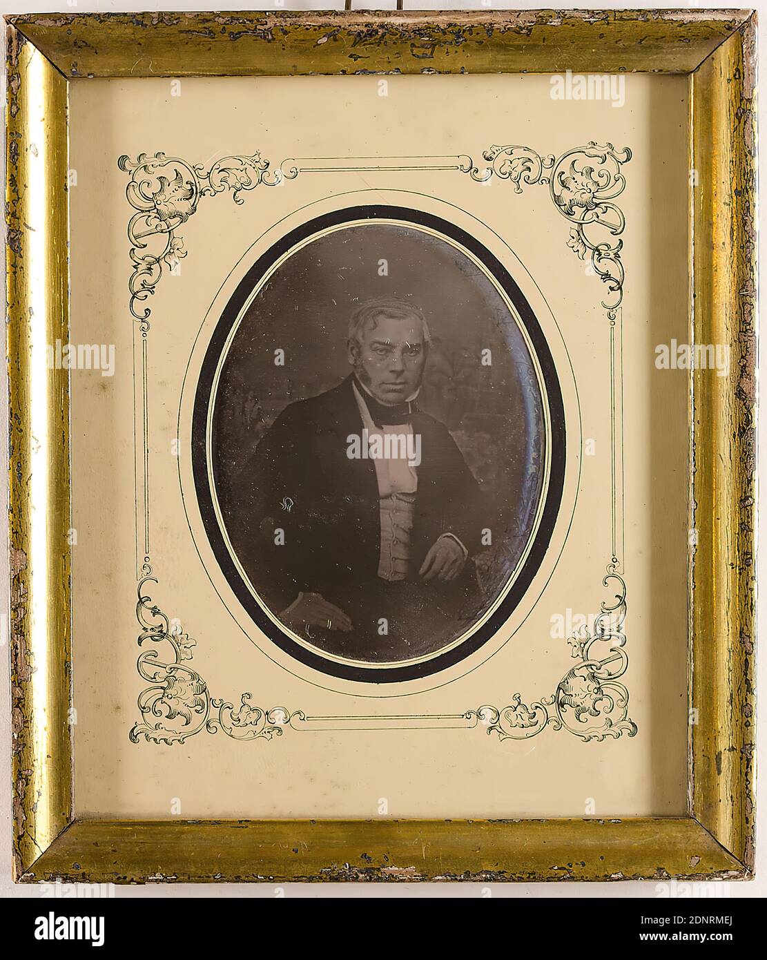 Old man seated before hi-res stock photography and images - Alamy