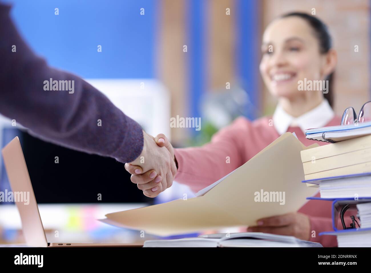 Mediation office woman hi-res stock photography and images - Alamy