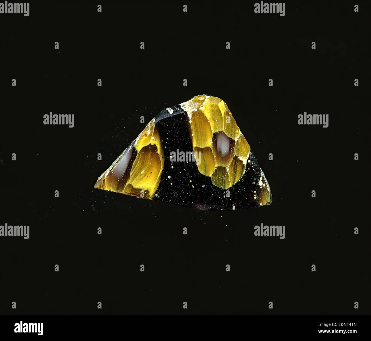 Glass core formed technique hi-res stock photography and images - Alamy