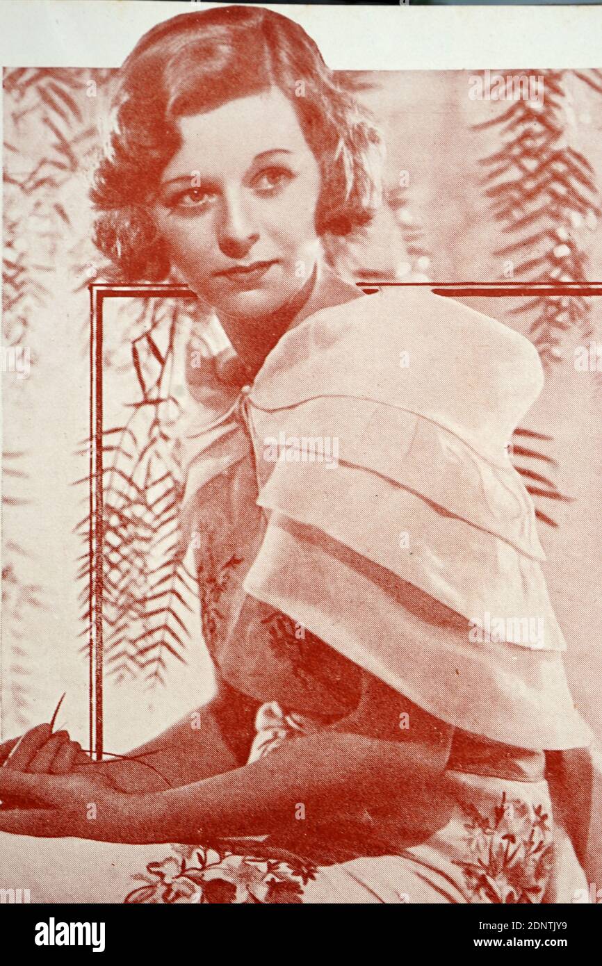 Margaret sullavan hi-res stock photography and images - Alamy