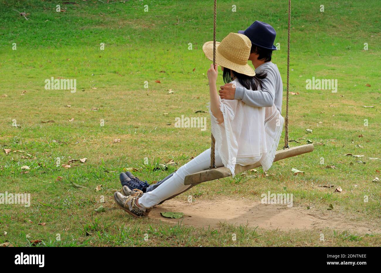 Couple thailand swing hi-res stock photography and images - Alamy