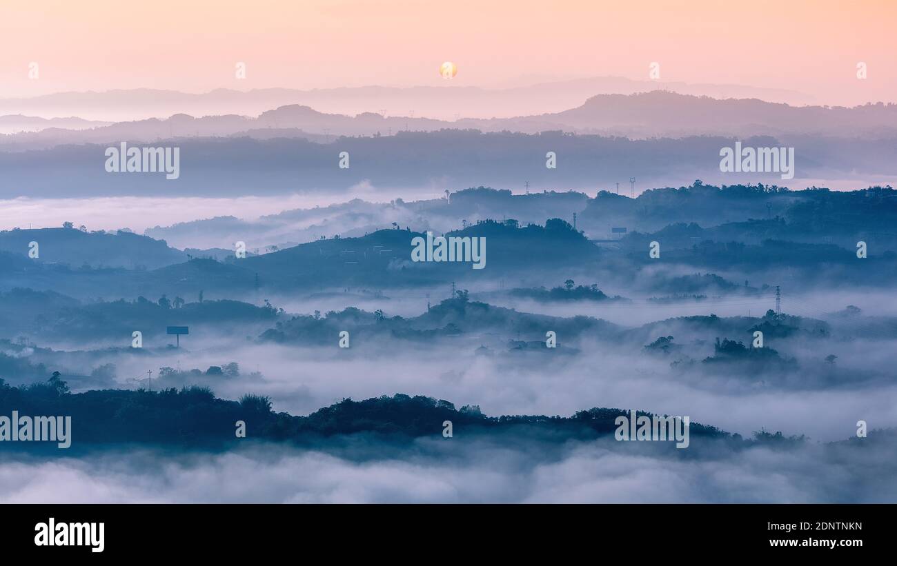 Chongqing mountain beautiful scenery Stock Photo - Alamy