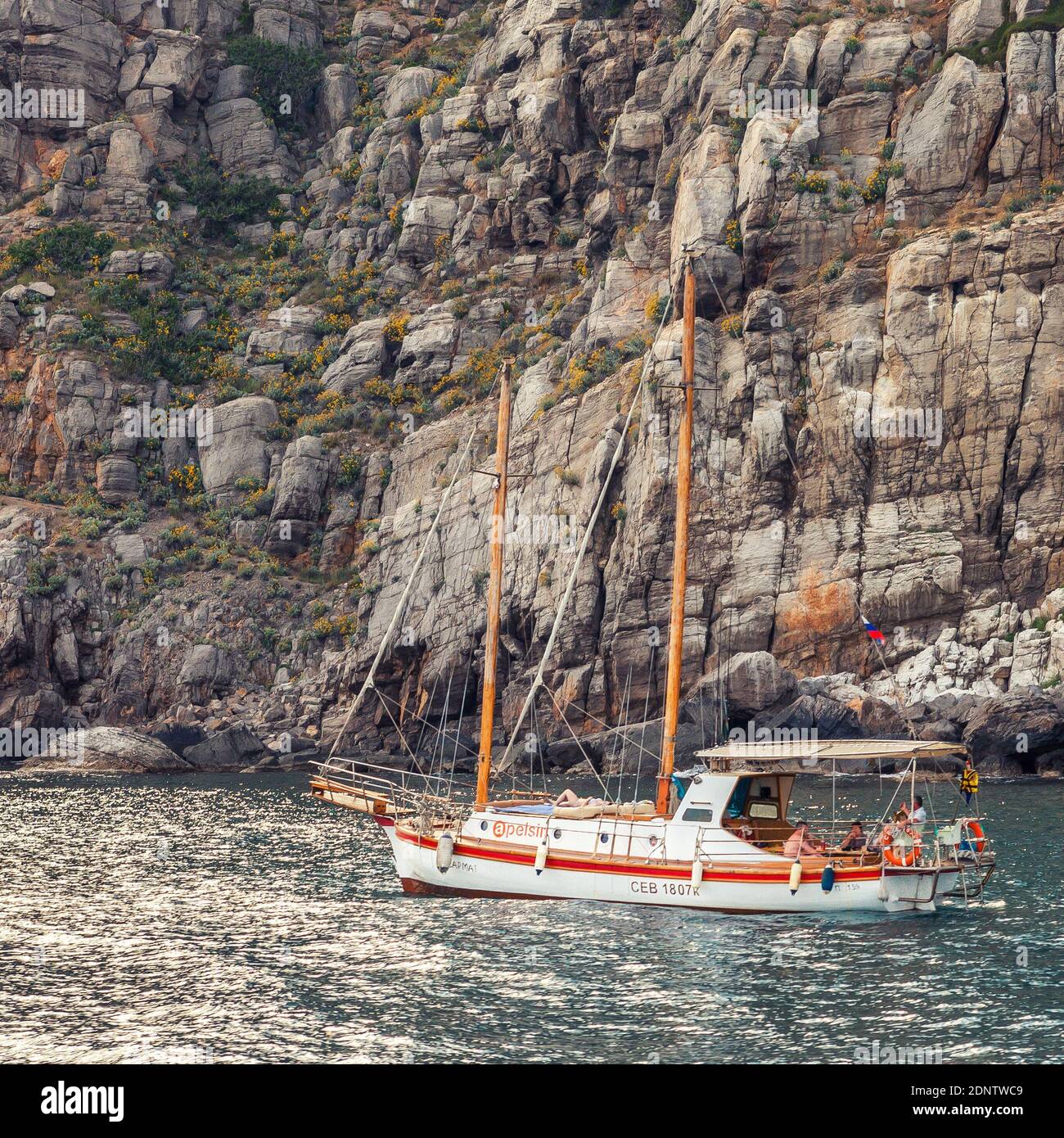 Sailing yacht peo hi-res stock photography and images - Alamy