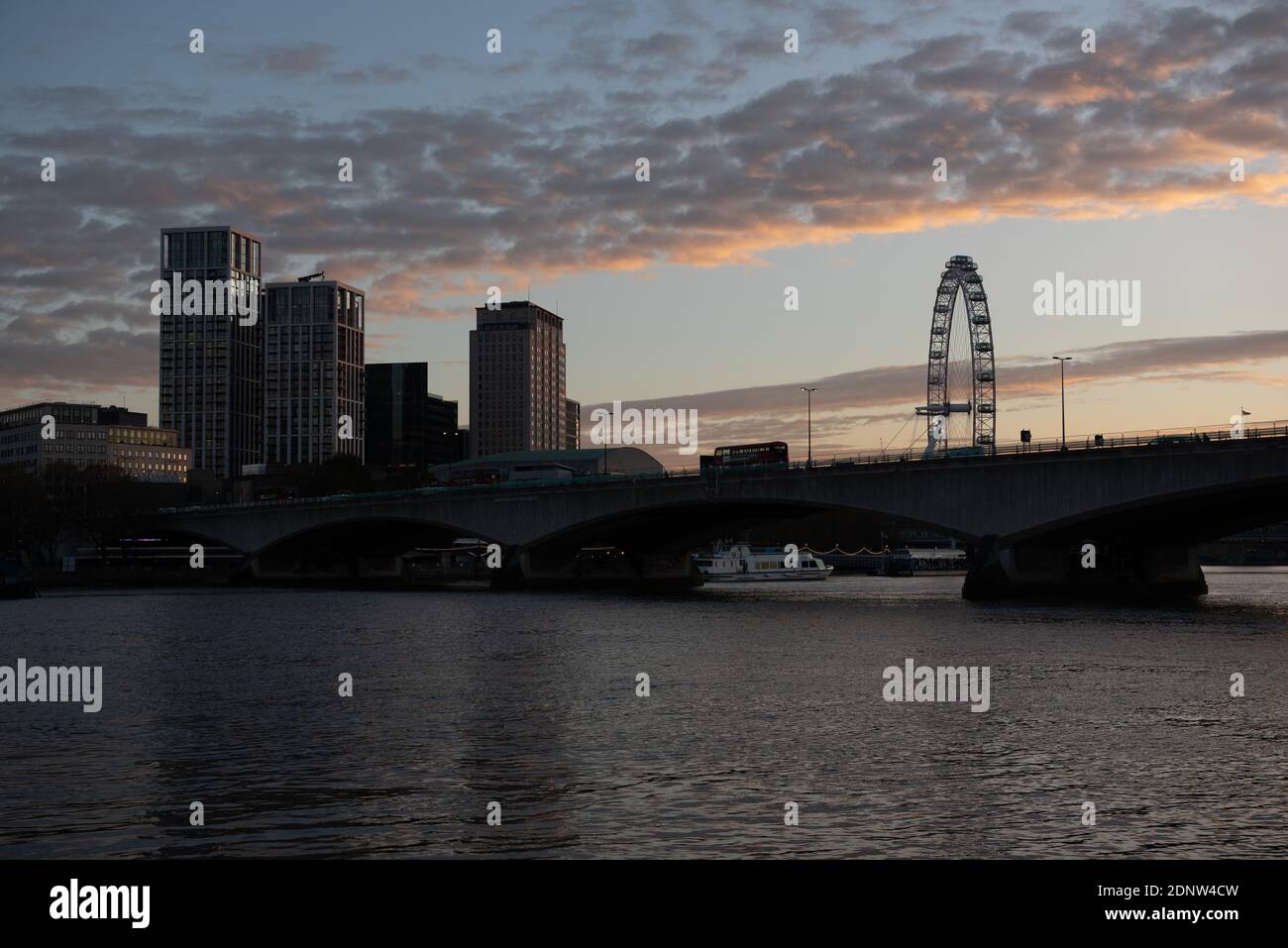 London skyline sunset winter pretty colours Stock Photo - Alamy