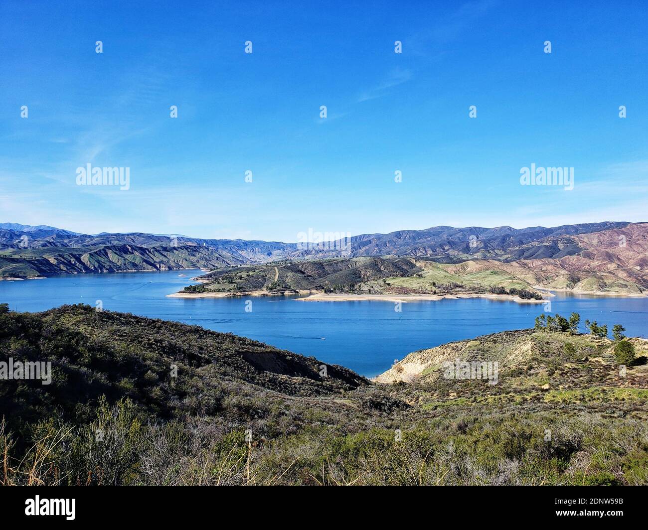 Lake castaic hi-res stock photography and images - Alamy
