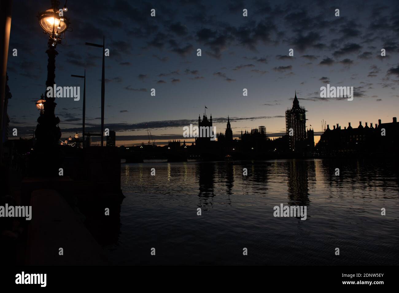 London skyline sunset winter pretty colours Stock Photo - Alamy