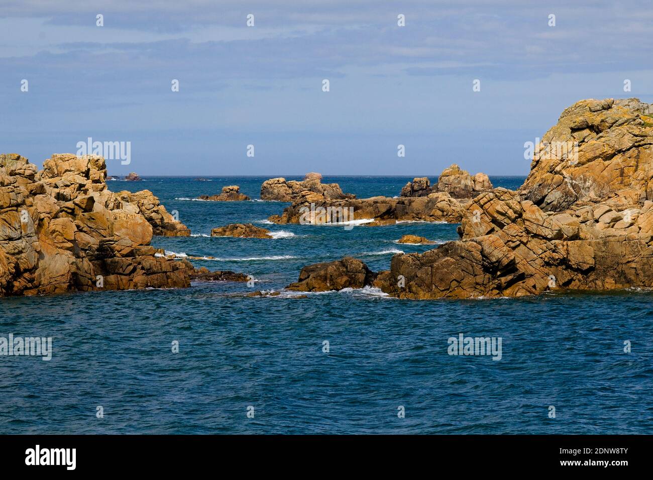 water flowing into the rocks Stock Photo - Alamy