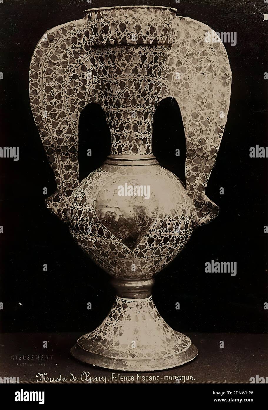 Hispano moresque hi-res stock photography and images - Alamy