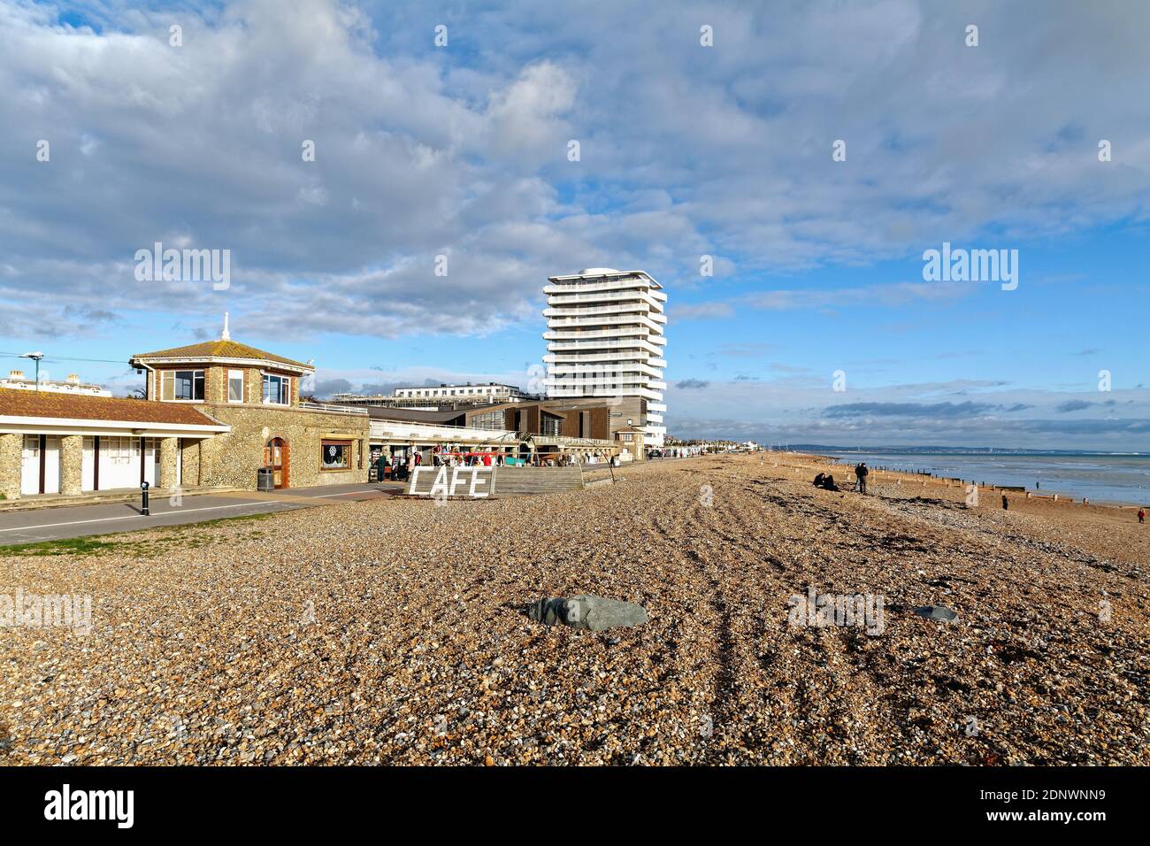 Worthing seafront hi-res stock photography and images - Alamy