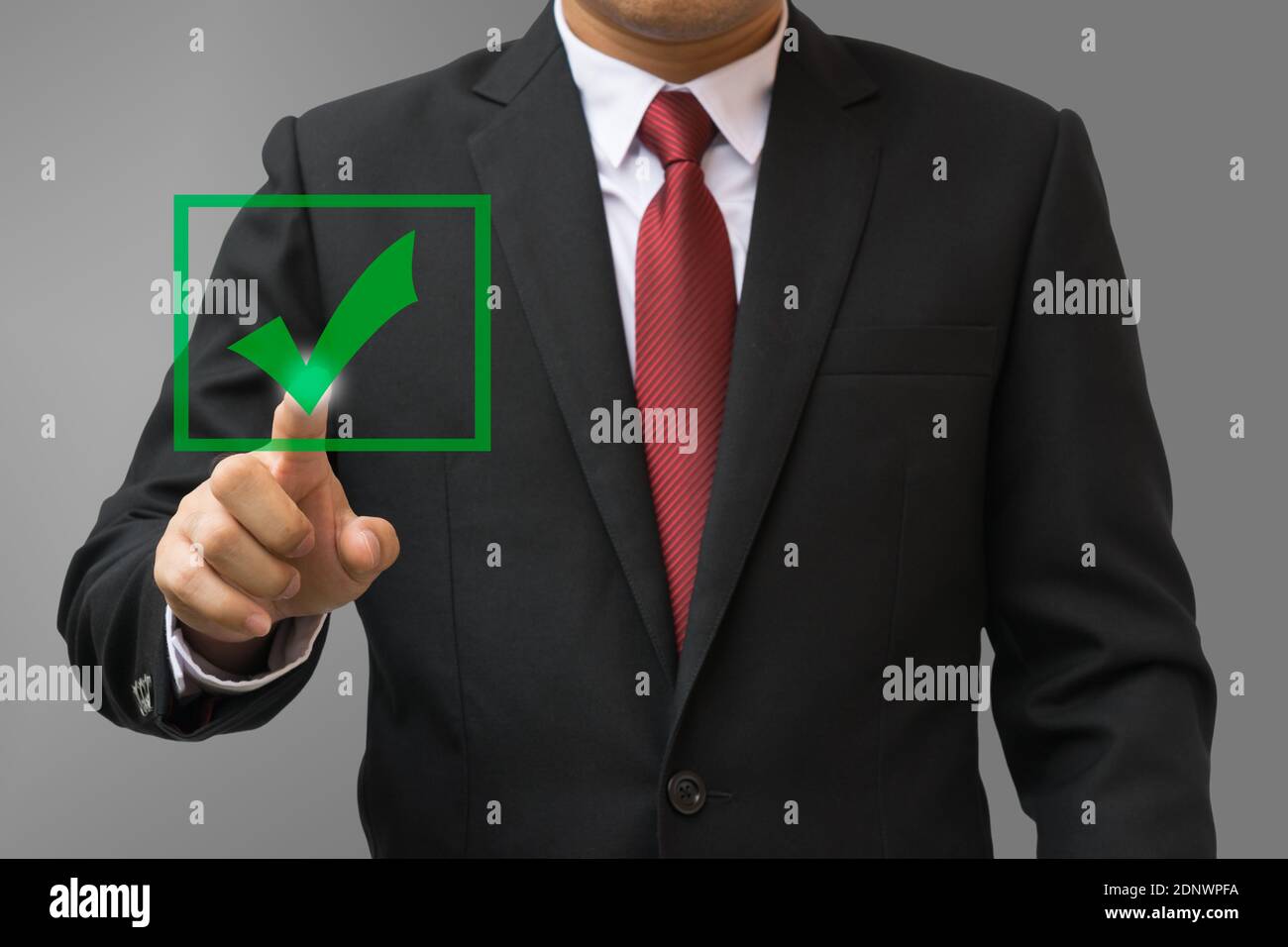 Man receiving change hi-res stock photography and images - Alamy