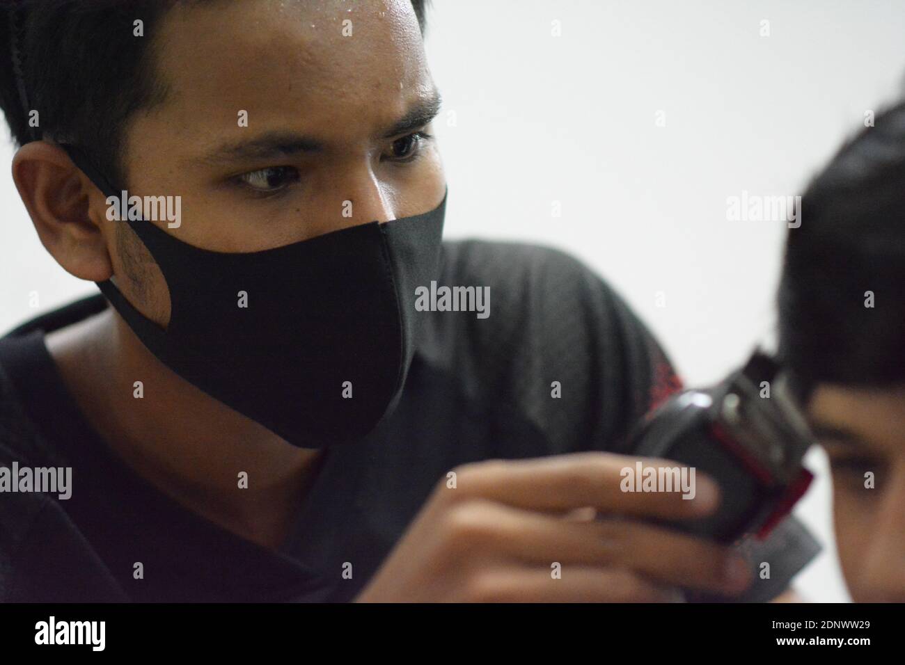 Cutting mask hi-res stock photography and images - Alamy