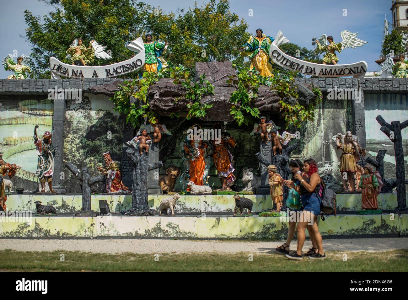Rio De Janeiro, Brazil. 18th Dec, 2020. A Christmas nativity play in ...