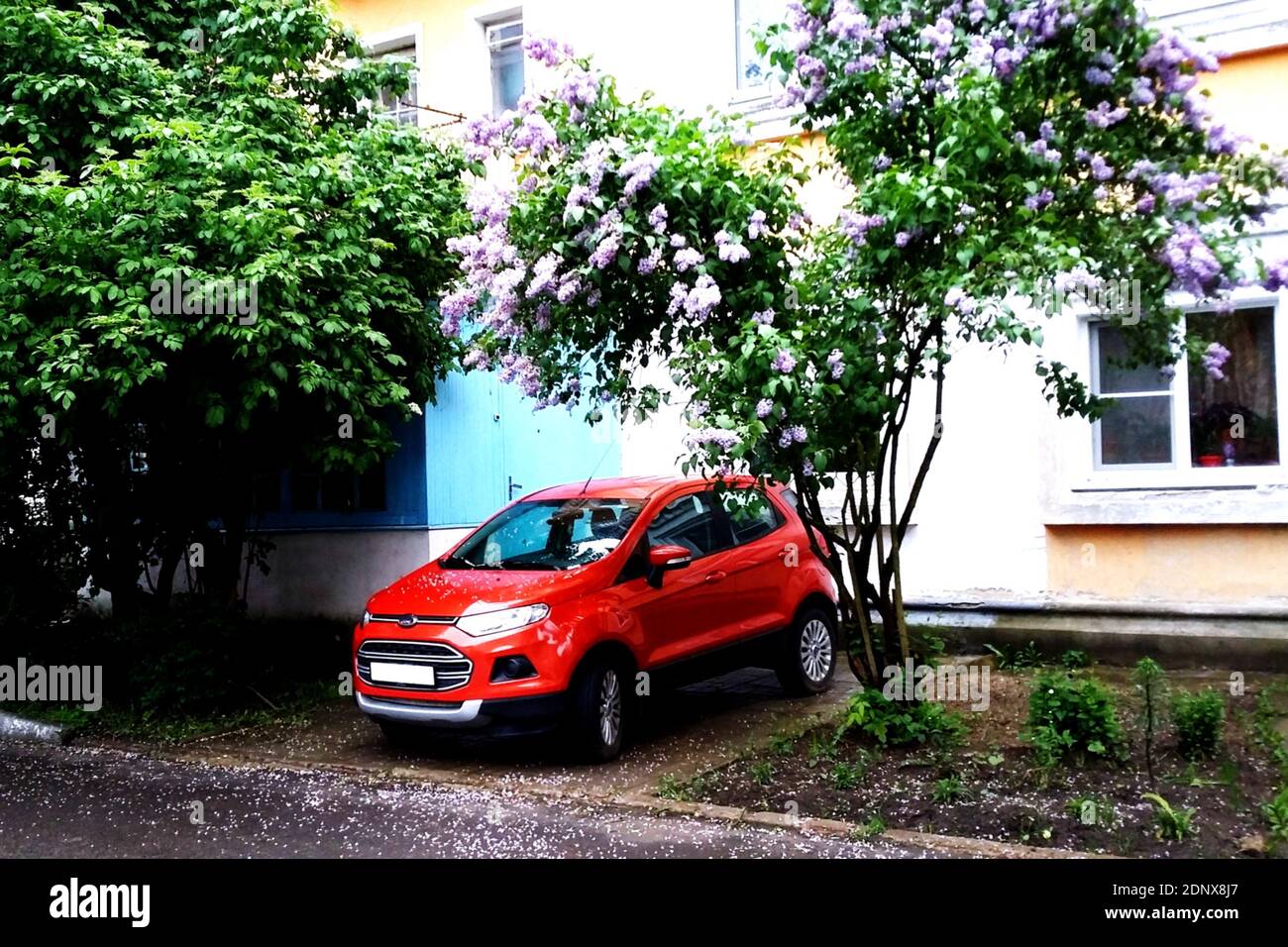House and Car Stock Photo - Alamy