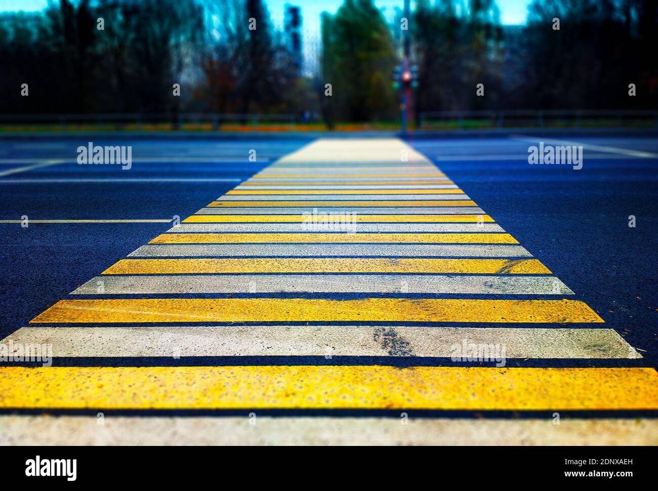 Empty yellow sign markings hi-res stock photography and images - Alamy