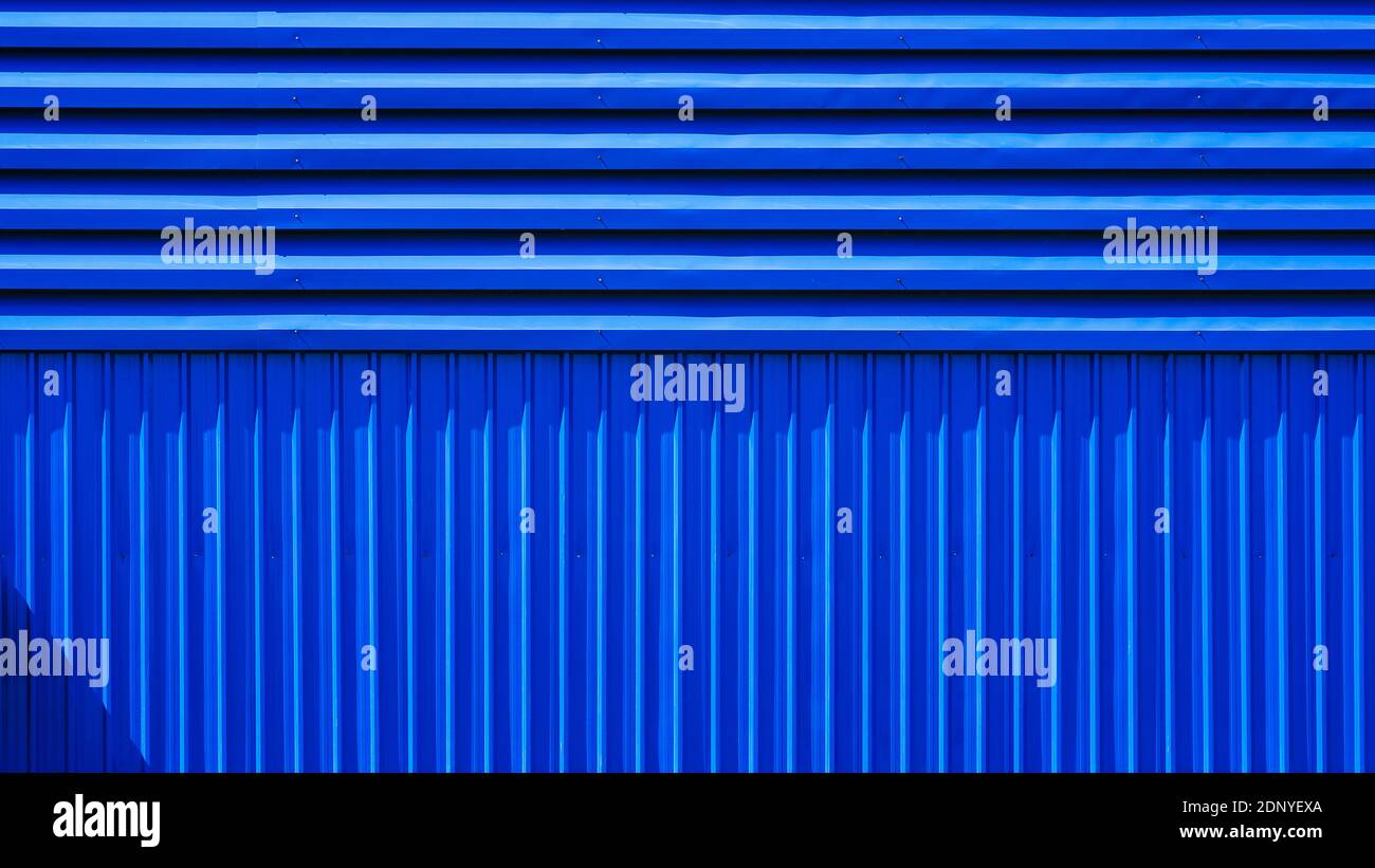 Steel shutter corrugated metal hi-res stock photography and images - Alamy