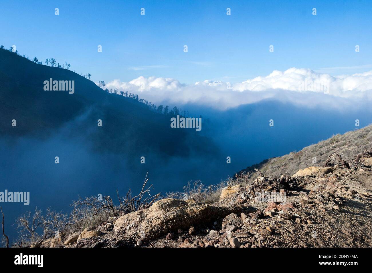Paltuding hi-res stock photography and images - Alamy