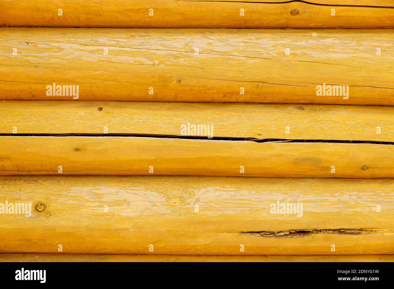 wall of the house of timber with cracks Stock Photo - Alamy