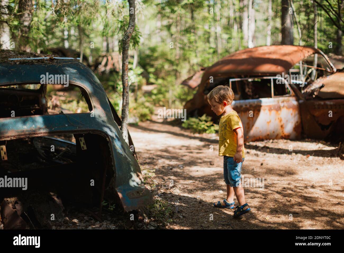 Outdoor wreck hi-res stock photography and images - Alamy