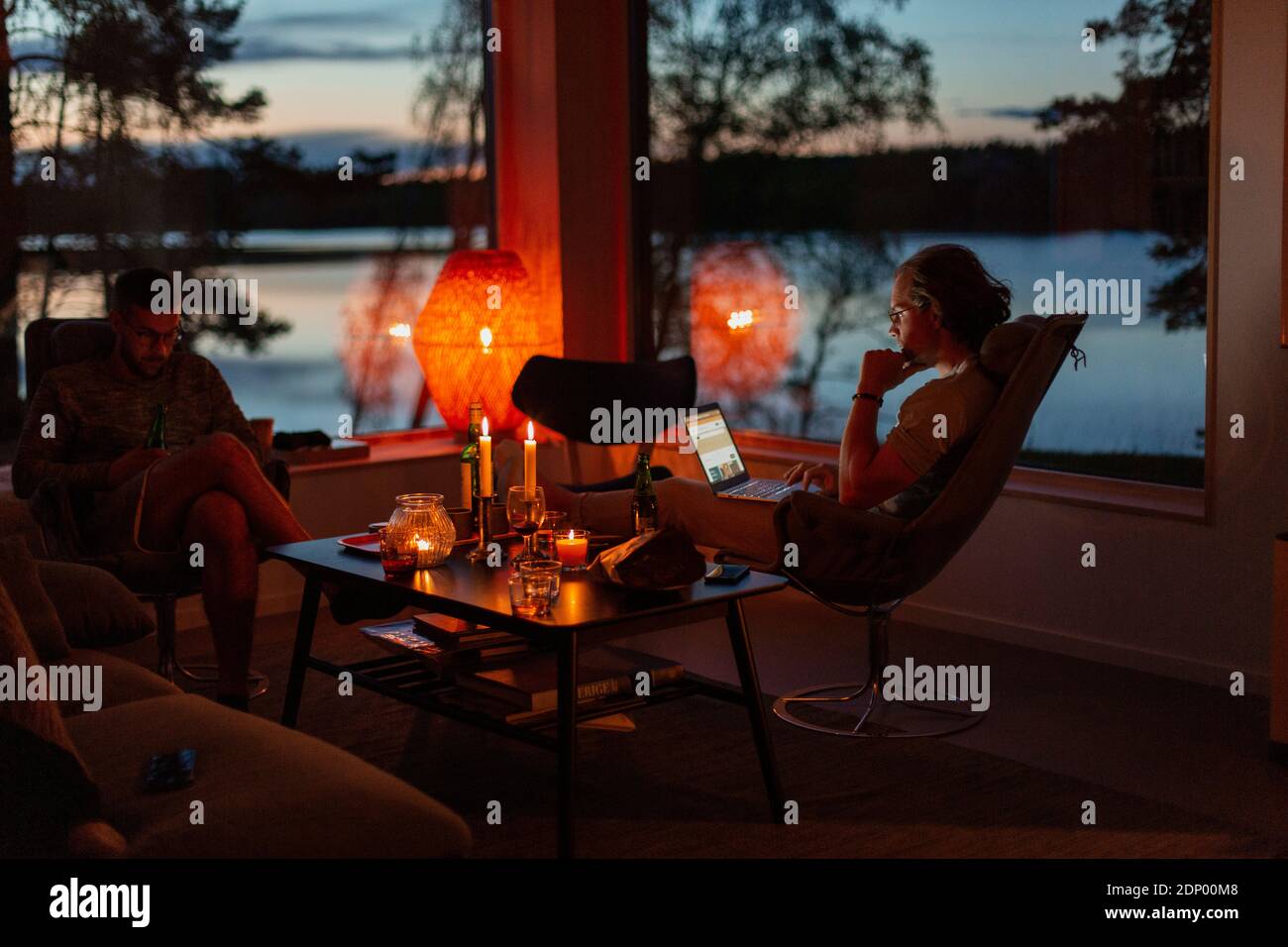 Two people relaxing chair hi-res stock photography and images - Alamy