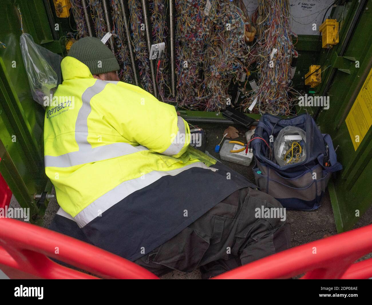 Bt openreach cabinet hi-res stock photography and images - Alamy
