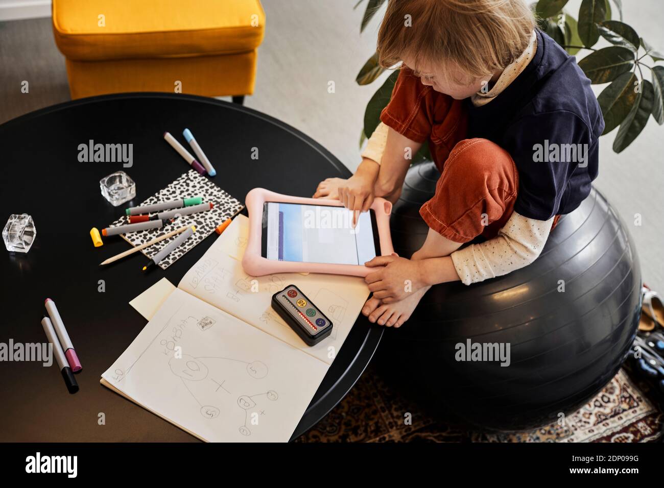 Digital schooling hi-res stock photography and images - Alamy
