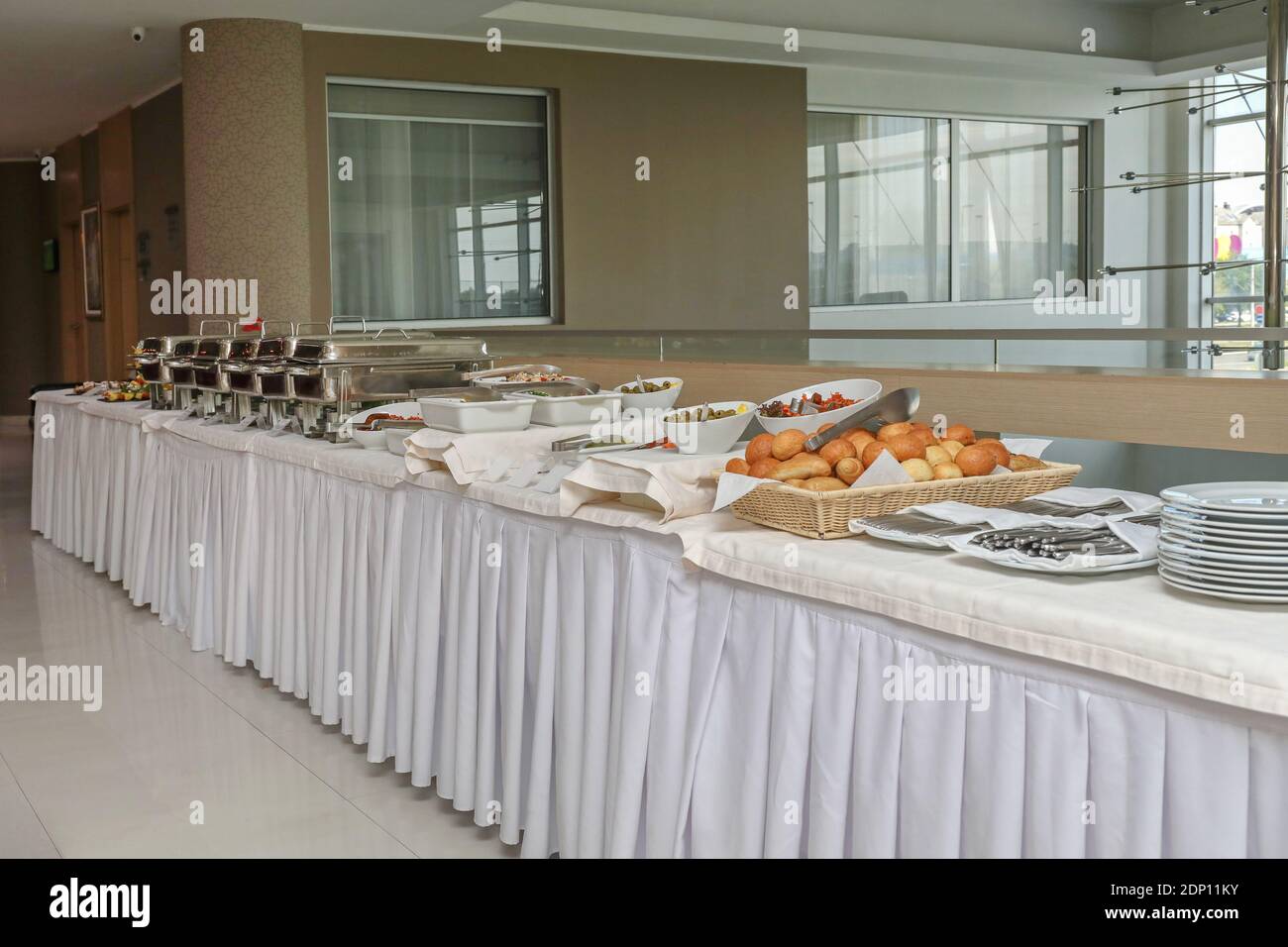 Long buffet table hi-res stock photography and images - Alamy
