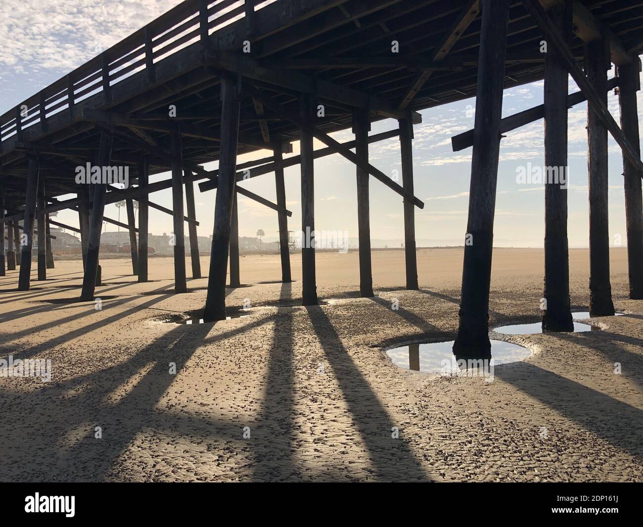 Concrete structure on beach hi-res stock photography and images - Alamy