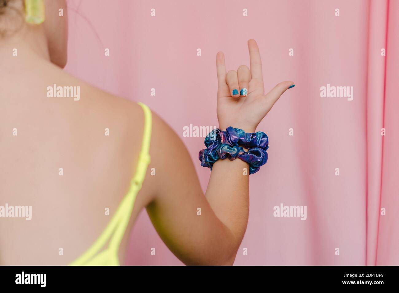 Horn sign hi-res stock photography and images - Alamy