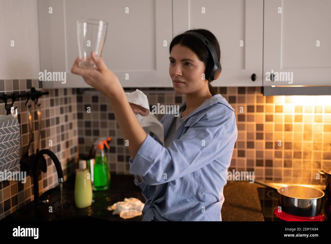 Hand washing clothes sink hi-res stock photography and images - Alamy
