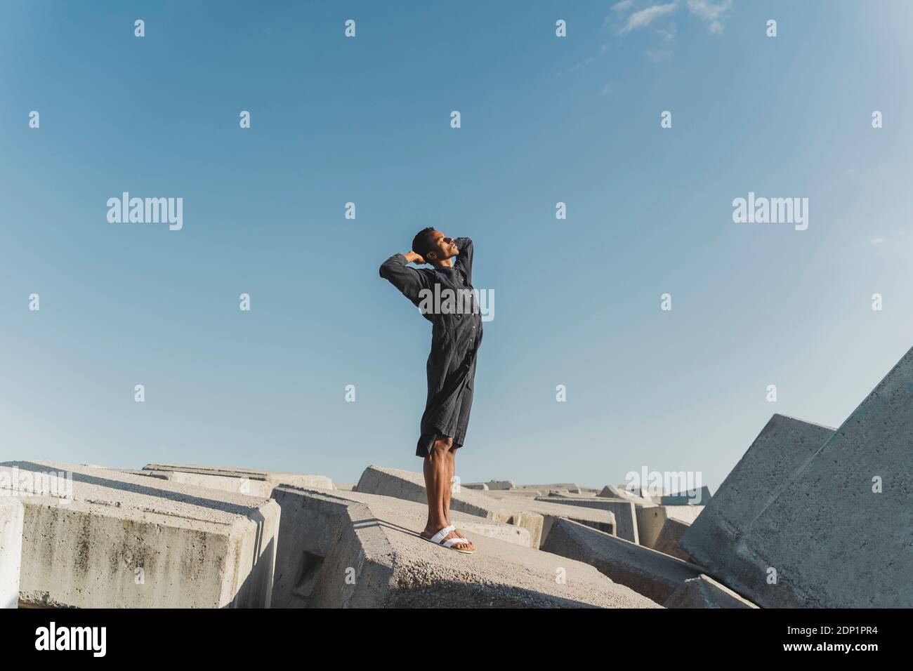 Standing away from the crowd hi-res stock photography and images - Alamy