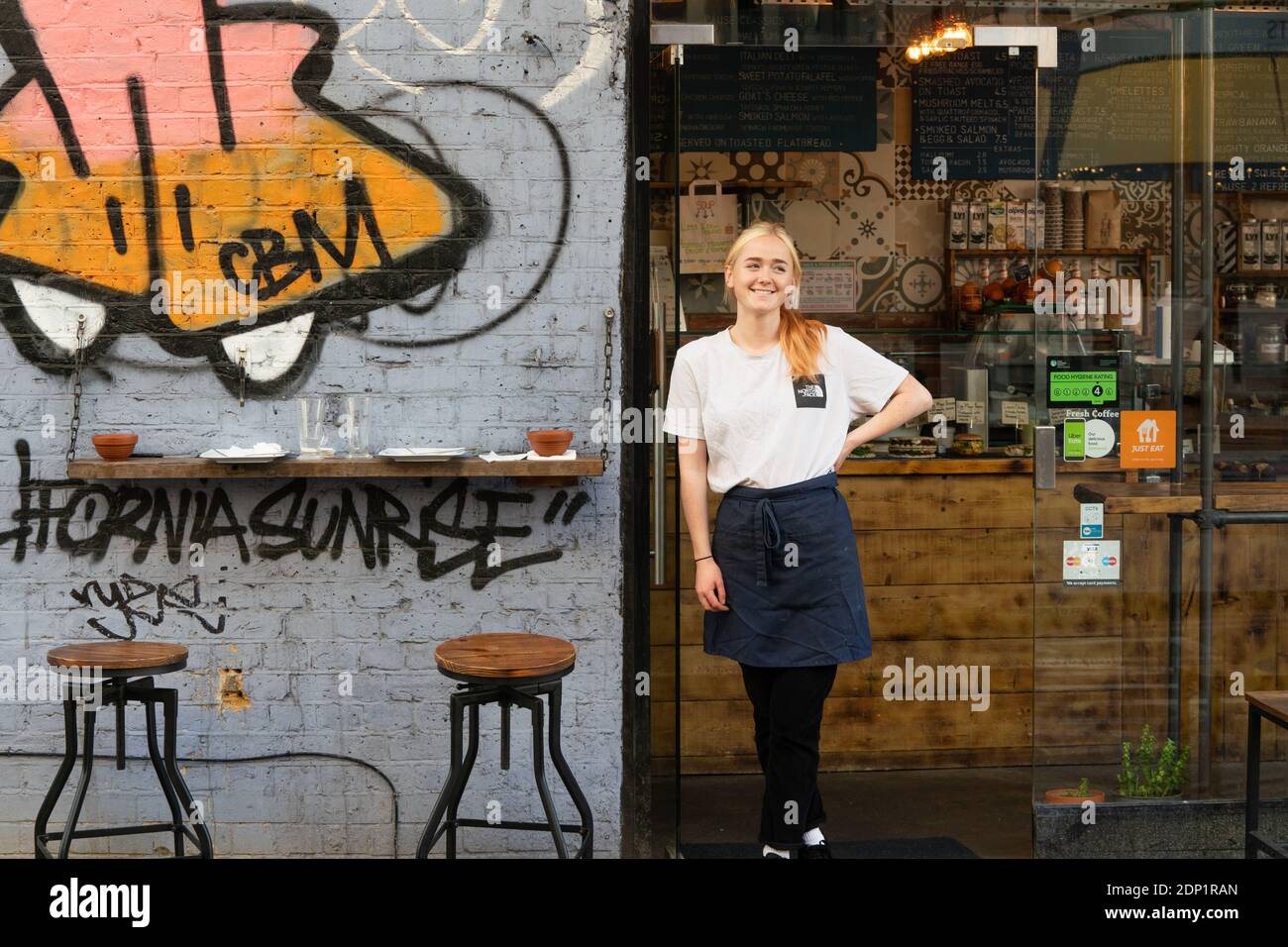 Pause cafe hi-res stock photography and images - Alamy