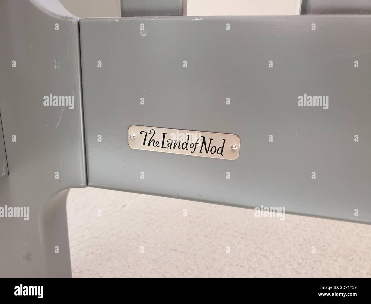 Nod business logo hi-res stock photography and images - Alamy