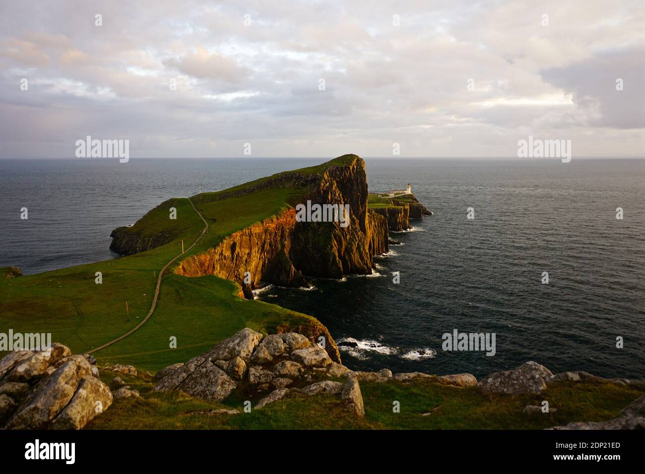 Discover the highlands hi-res stock photography and images - Alamy