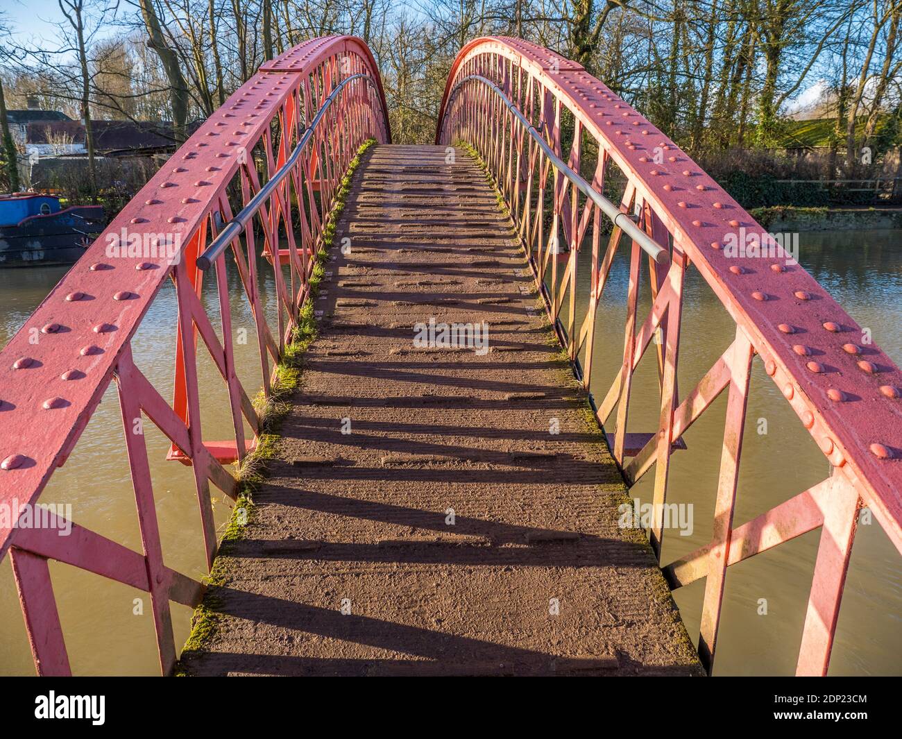 Red Footbridge, Port Meadow, River Thames, Thames Path, Oxford ...
