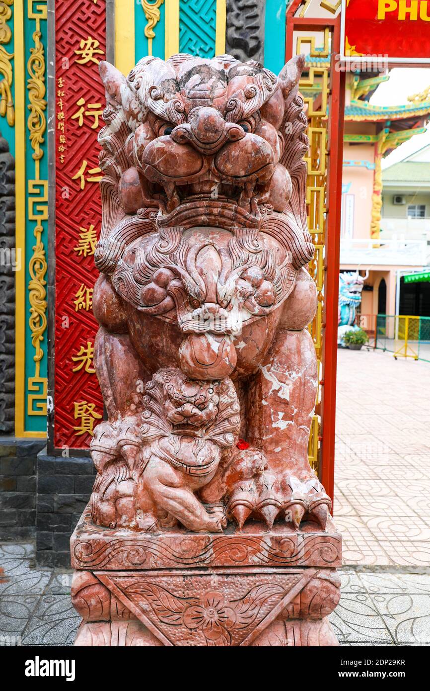 A mythical creature at the entrance to the Hoi Tuong Te Nguoi Hoa ...