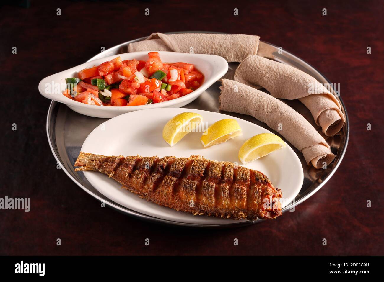 Ethiopian food injera hi-res stock photography and images - Alamy