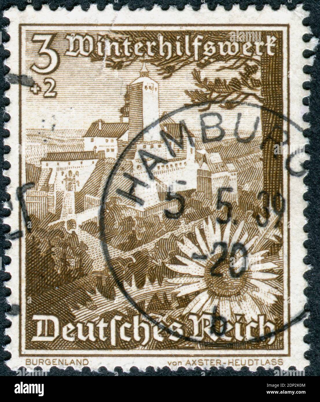 GERMANY - CIRCA 1938: Postage stamp printed in Germany, issue Winter ...