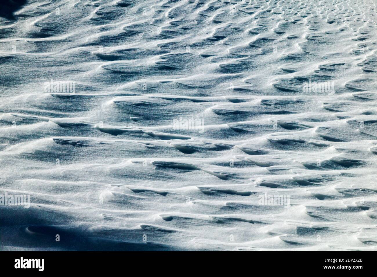 Artistic patterns in the snow hi-res stock photography and images - Alamy