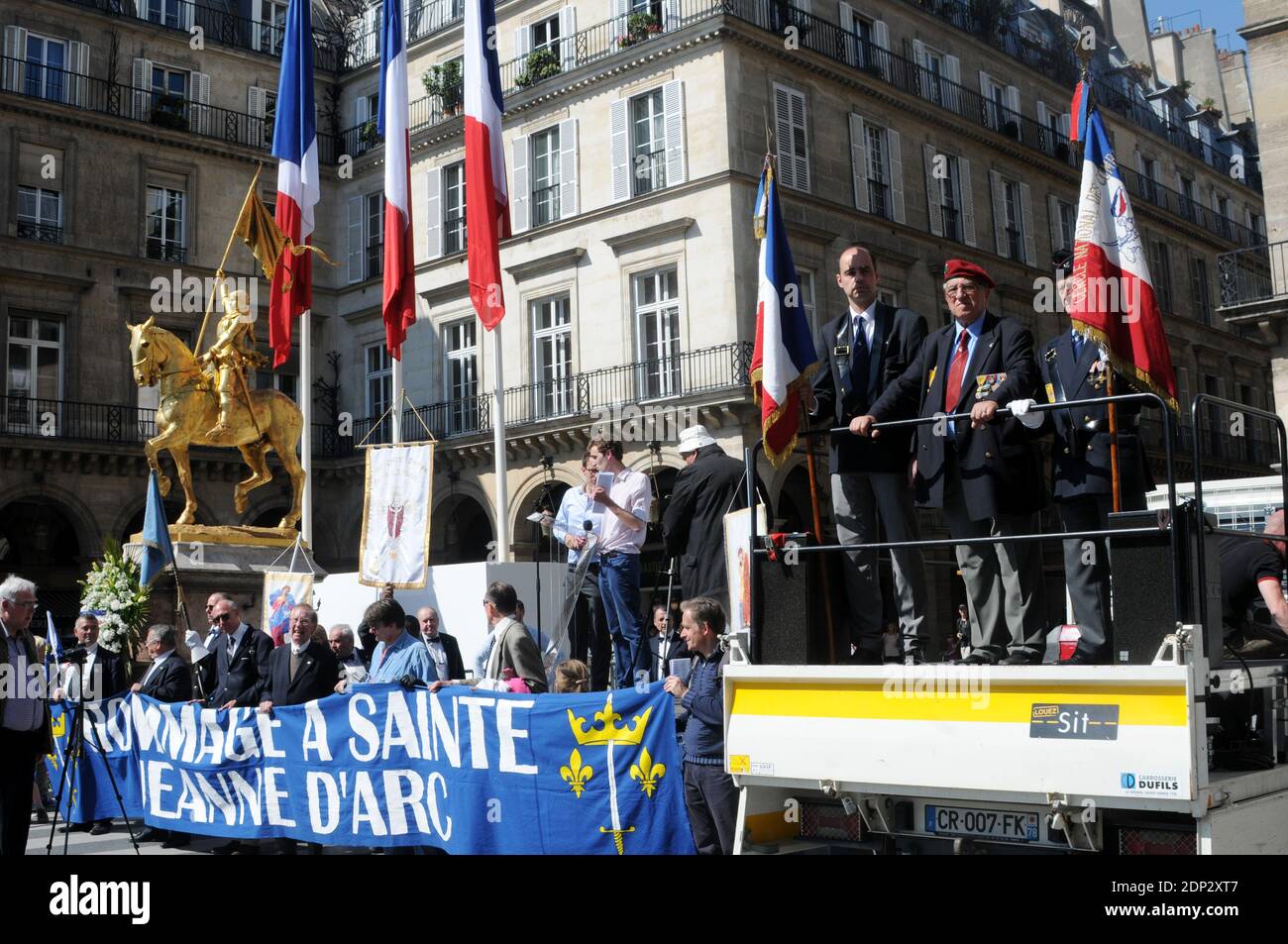 Groupe union defense france hi-res stock photography and images - Alamy