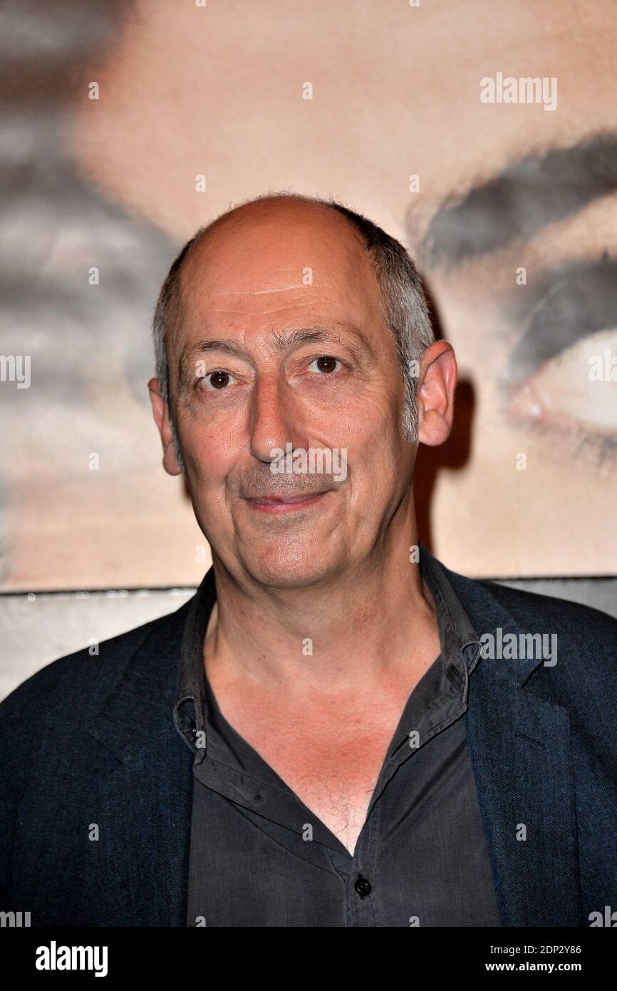 Sam Karmann assiste a la premiere du film Amy au cinema Max Linder ...