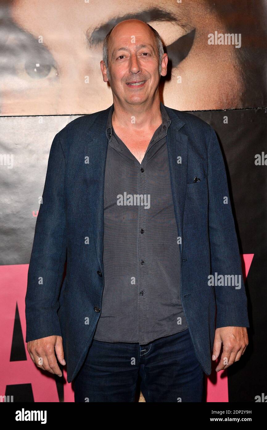 Sam Karmann assiste a la premiere du film Amy au cinema Max Linder ...