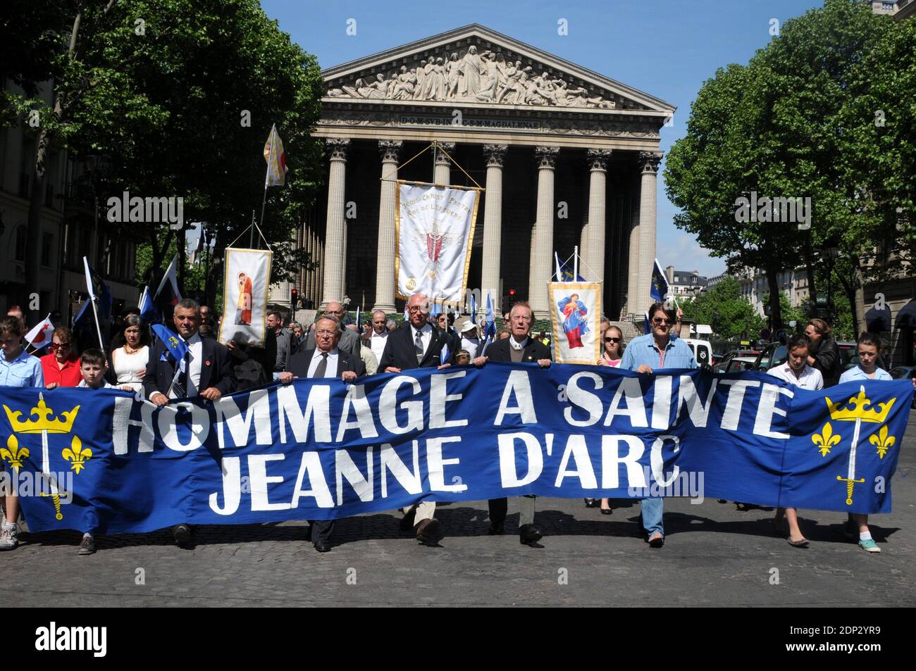 Groupe union defense france hi-res stock photography and images - Alamy