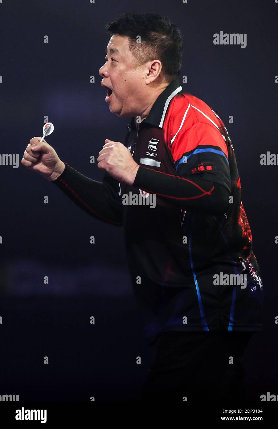 Paul lim darts hi-res stock photography and images - Alamy