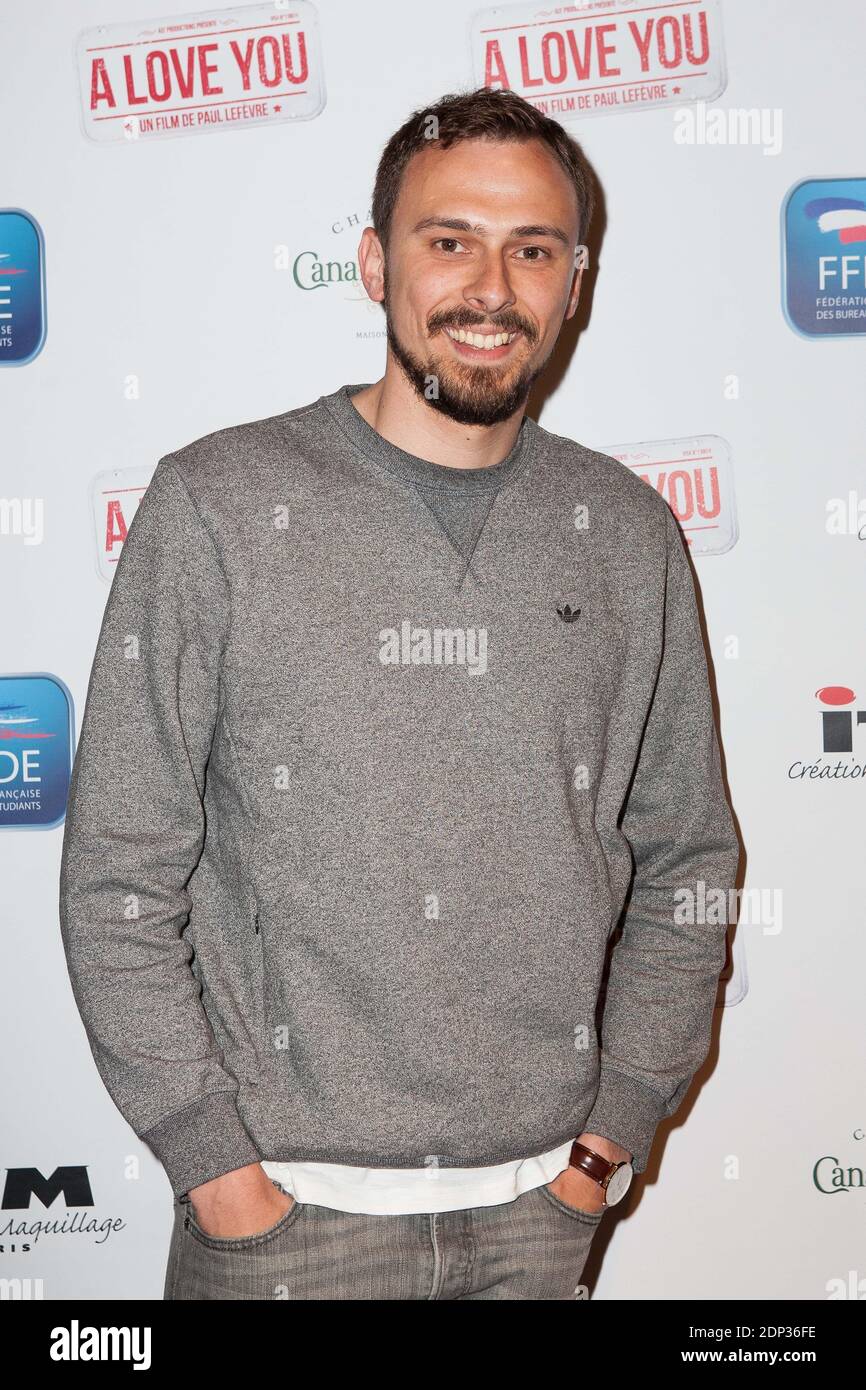 Exclusif - Paul Lefevre a la premiere du film A Love You au Cinema ...