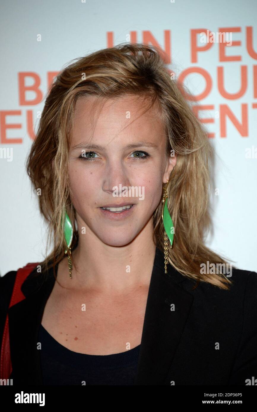 Marie Kremer attending the premiere of Un Peu, Beaucoup, Aveuglement at ...