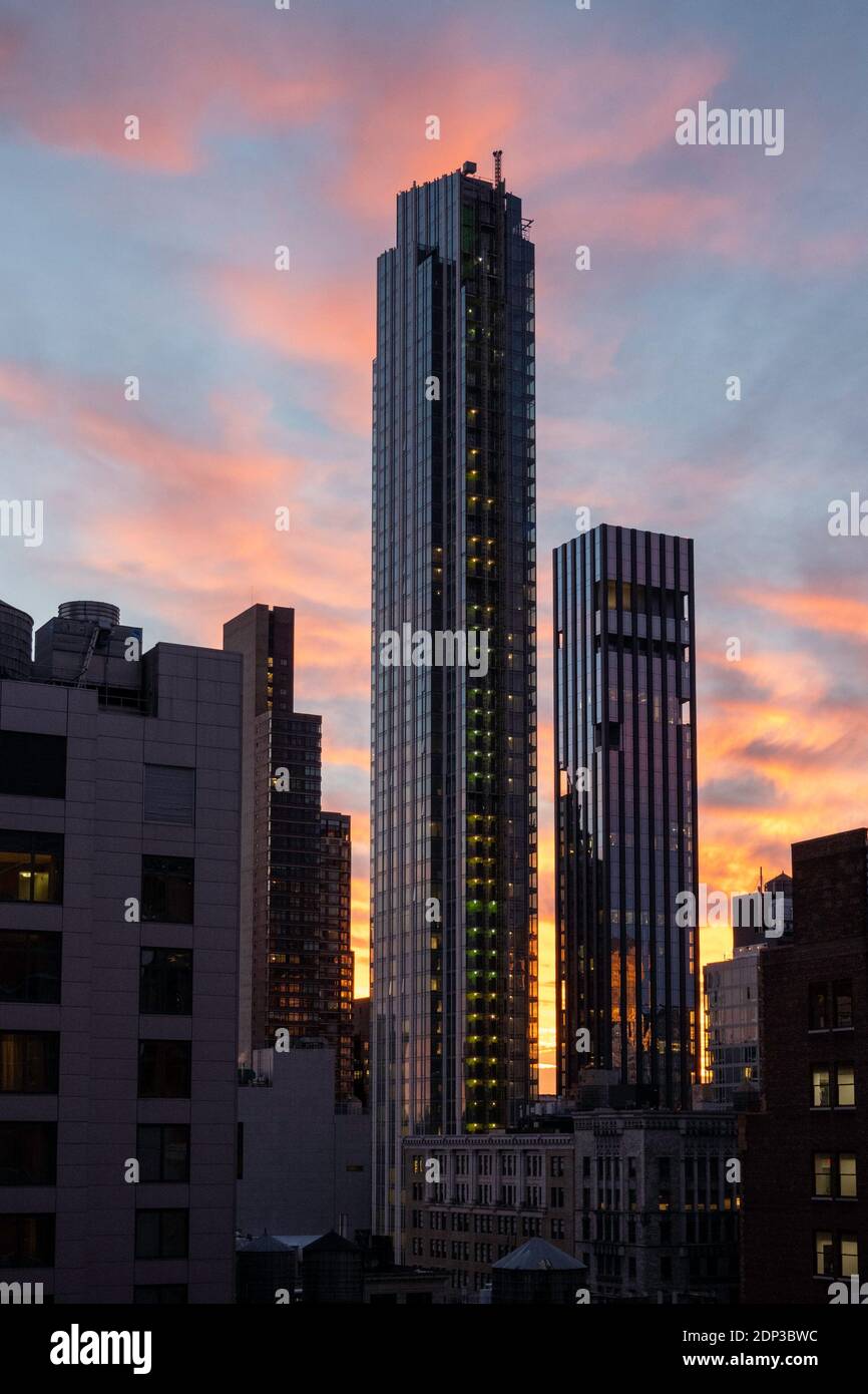 Mixed use high rise tower hi-res stock photography and images - Alamy