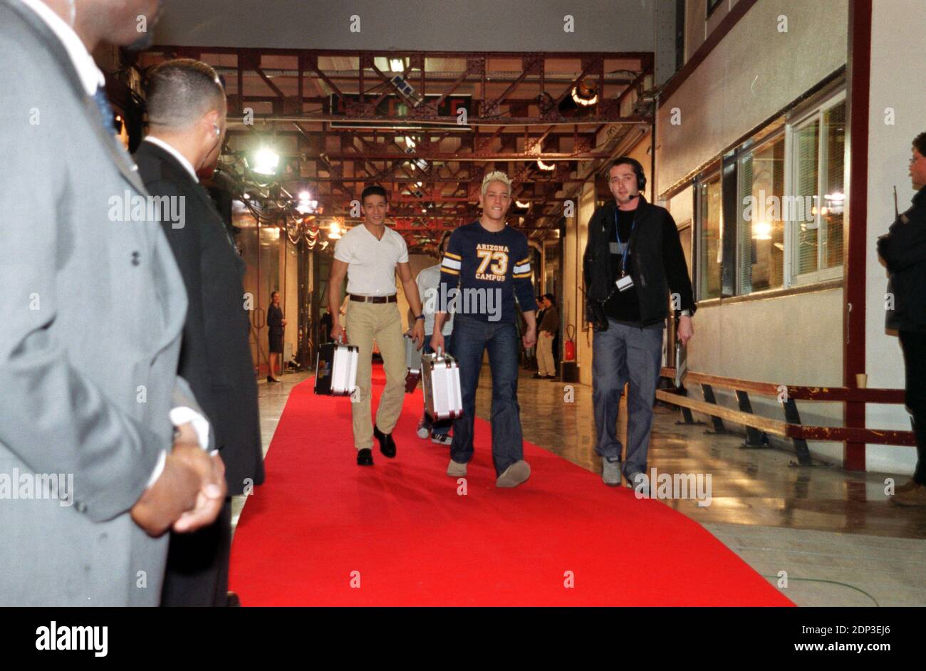 Aziz and Steevy during the French reality show Loft Story in Saint ...